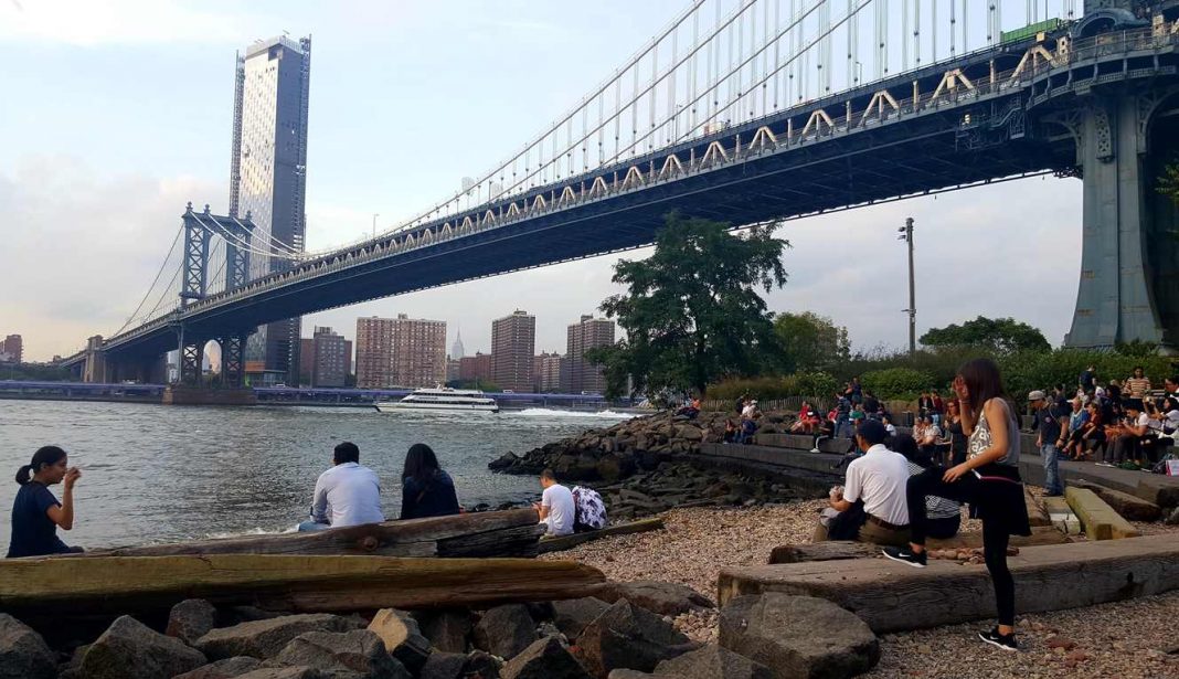 NJUJORK Grad dobre energije, znamenitosti i inspiracije % UžiceMedia