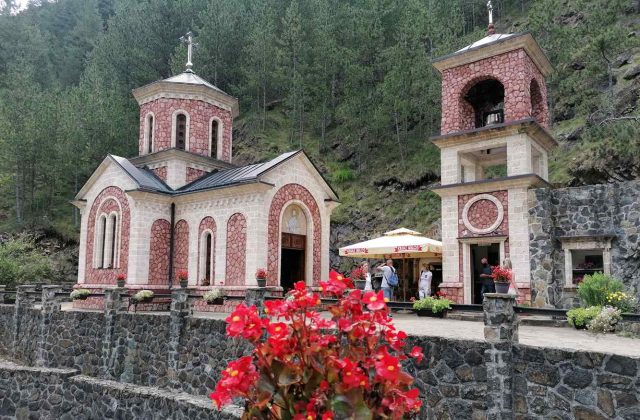 SVETI JOVAN - JOVANJDAN Jedna od najbrojnijih slava u Srbiji - UžiceMedia